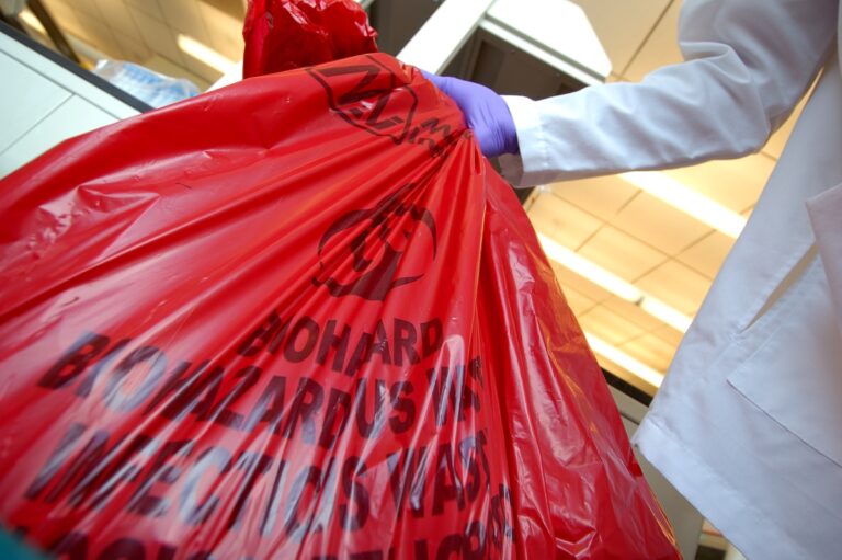 Red Bag Waste: What Is It and What Goes In It? - AMS Med Waste